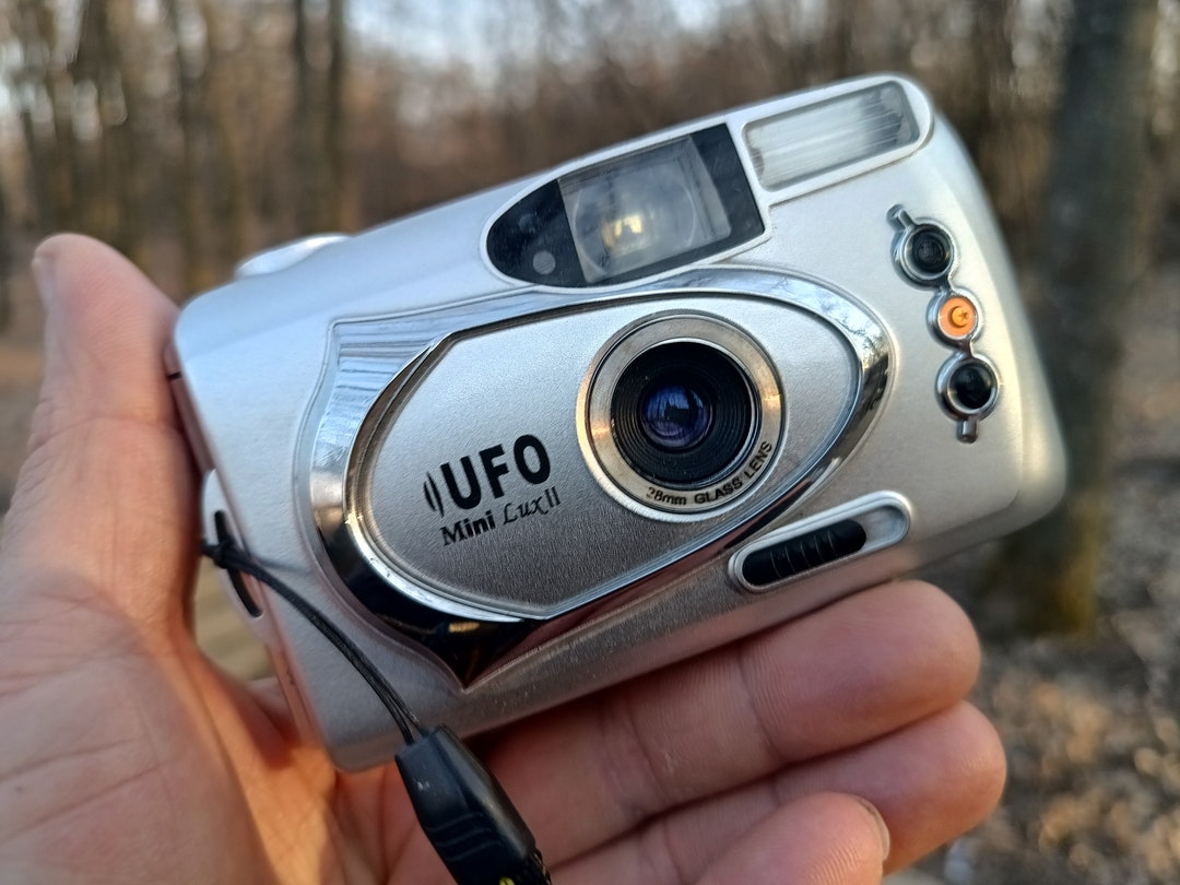 UFO Mini Lux 35mm Film Camera With Self-timer/ Vintage Camera Point and ...