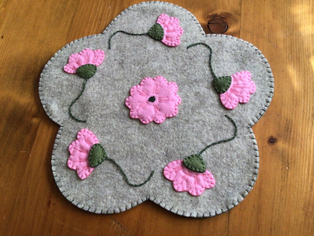 Pink Posies Candle Mat, Summer Flower Penny Rug, Flower Centerpiece - Etsy
