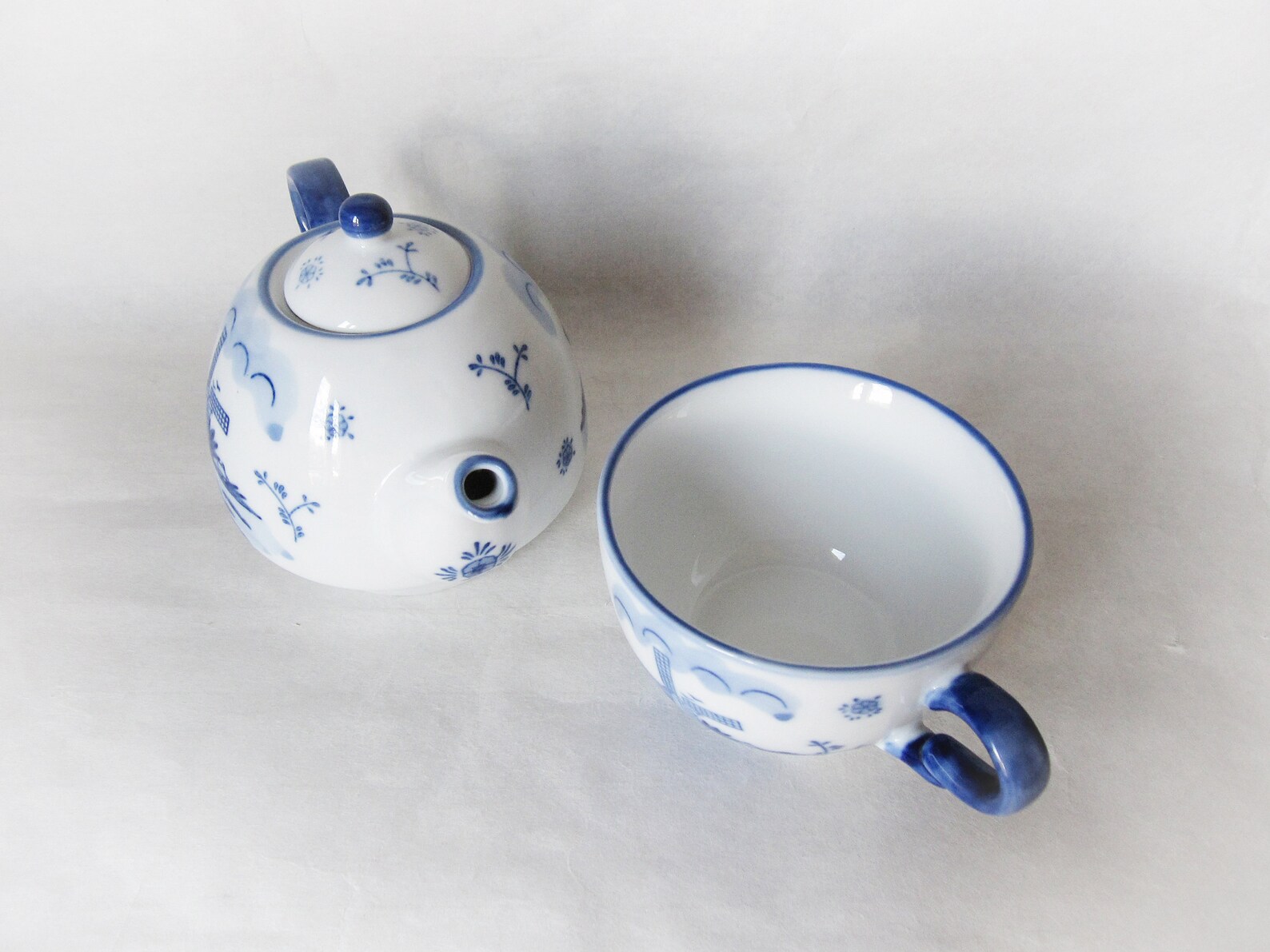 Royal Twickel Ter Steege Porcelain Teapot and Teacup. Hand Painted Blue ...