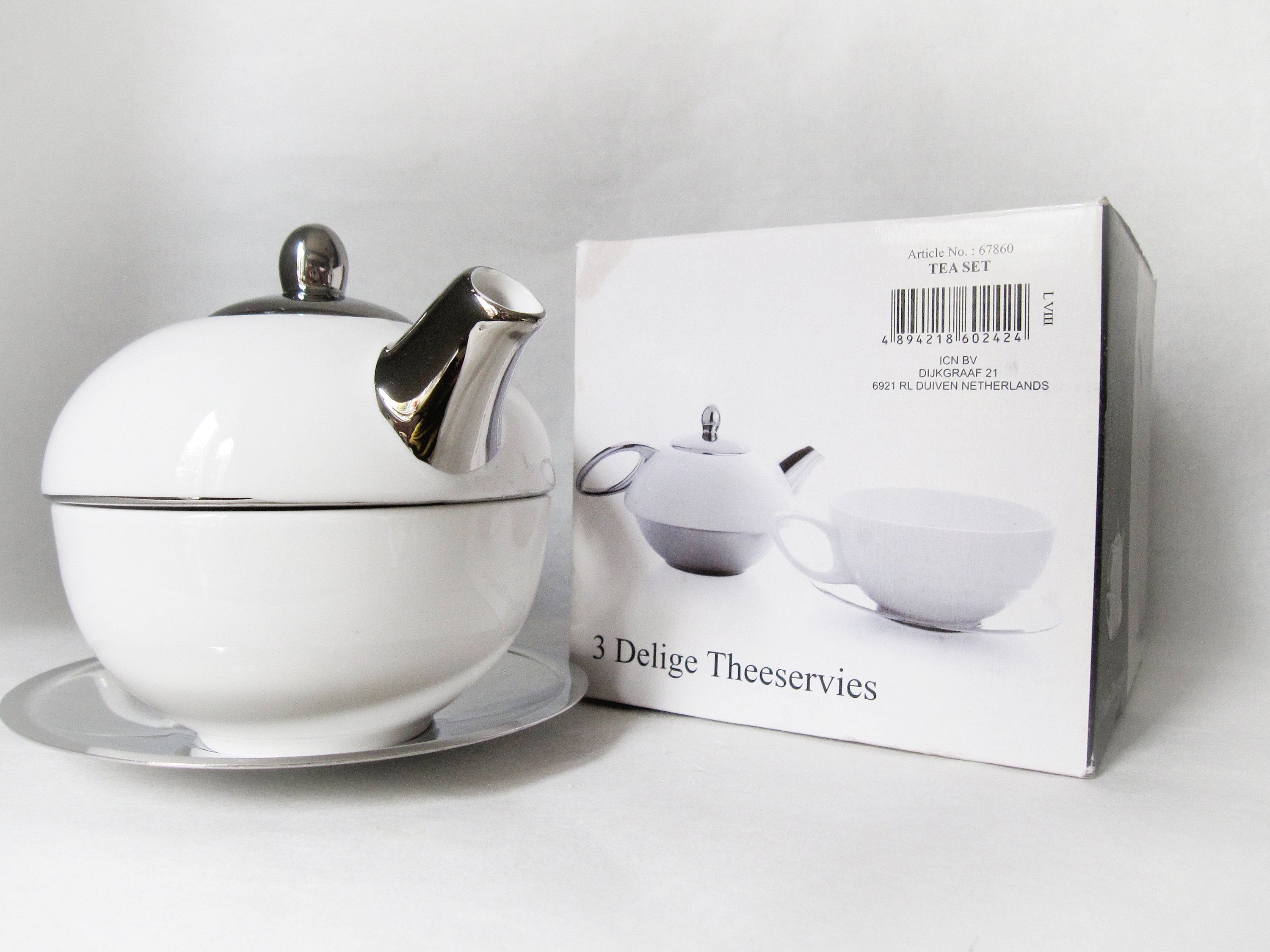 Jameson & Tailor Porcelain Teapot, Cup and Saucer Set. Silver Luster ...