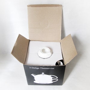 Jameson & Tailor Porcelain Teapot, Cup and Saucer Set. Silver Luster ...