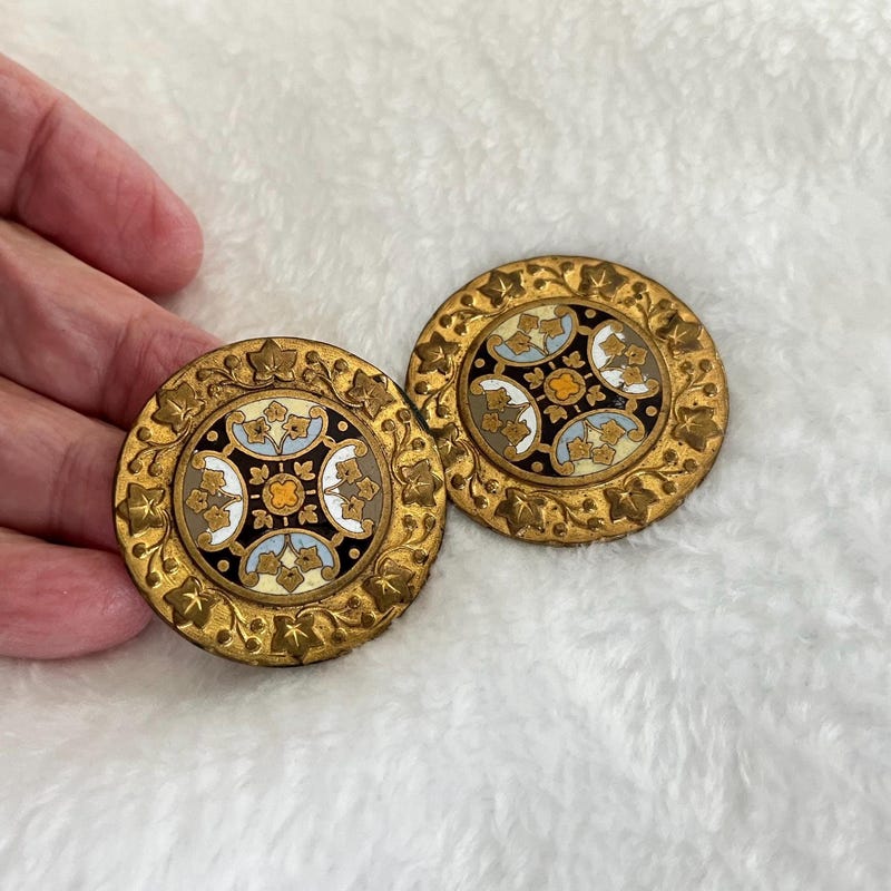 Colonial Buttons - Etsy