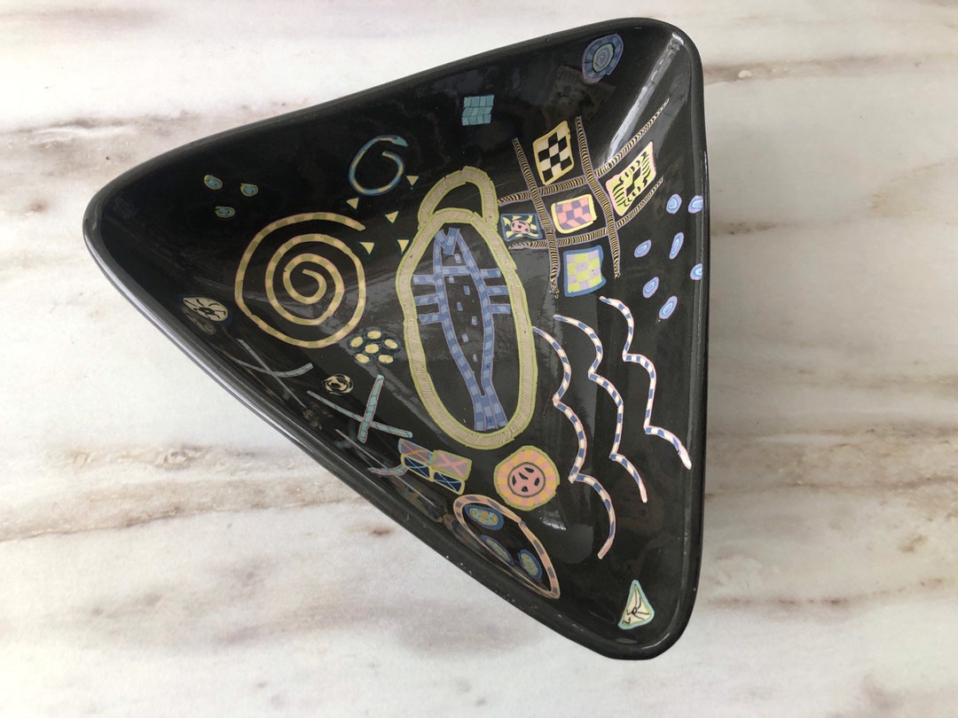 Triangular Pottery Bowl With Designs - Etsy