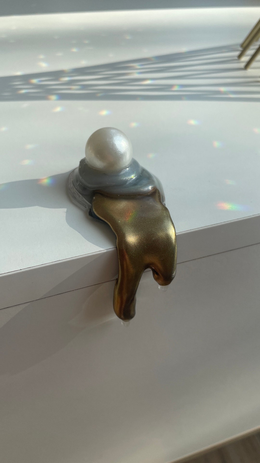 Dripping Shelf and Desk Decoration | Crazy & Futuristic Design | Gold ...