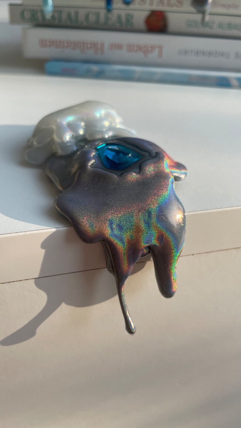 Dripping Shelf and Desk Decoration Crazy & Futuristic Design Silver ...