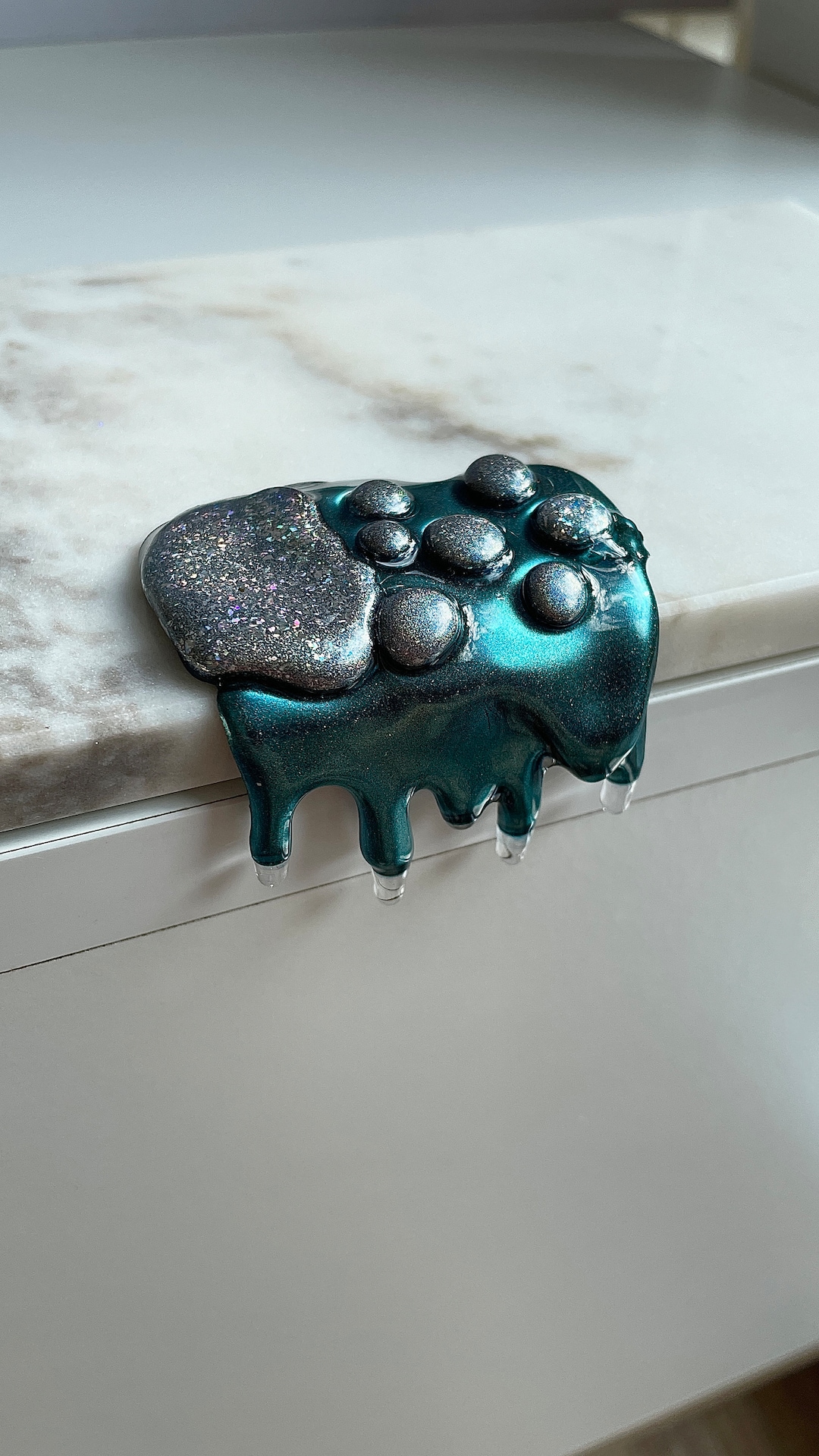 Dripping Shelf and Desk Decoration, Crazy & Futuristic Design, Medium ...