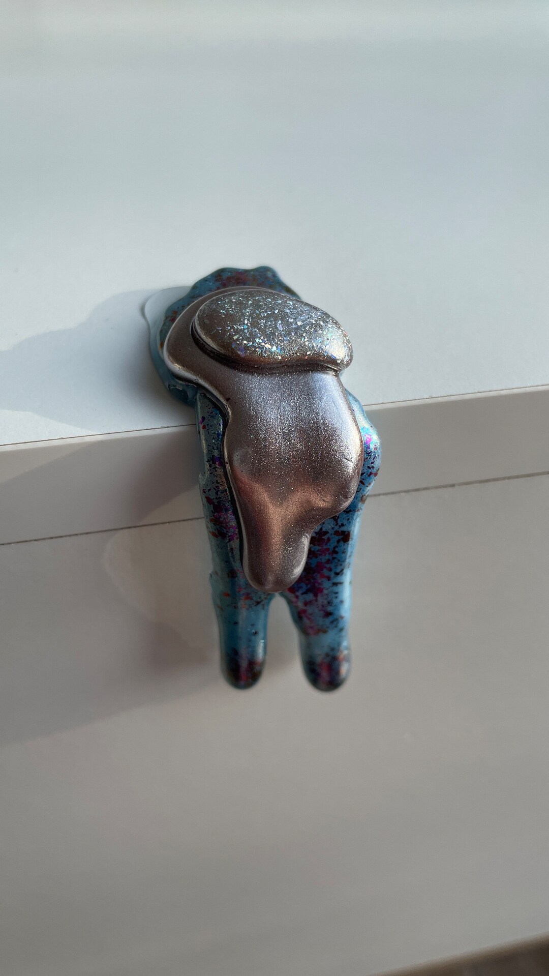 Dripping Shelf and Desk Decoration | Crazy & Futuristic Design | Blue ...