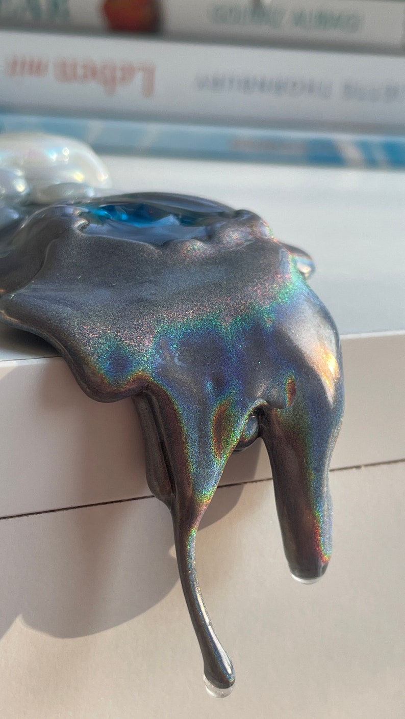 Dripping Shelf and Desk Decoration | Crazy & Futuristic Design | Silver ...