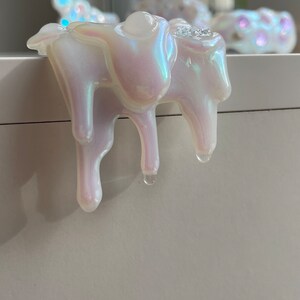 Dripping Shelf and Desk Decoration | Crazy & Futuristic Design ...