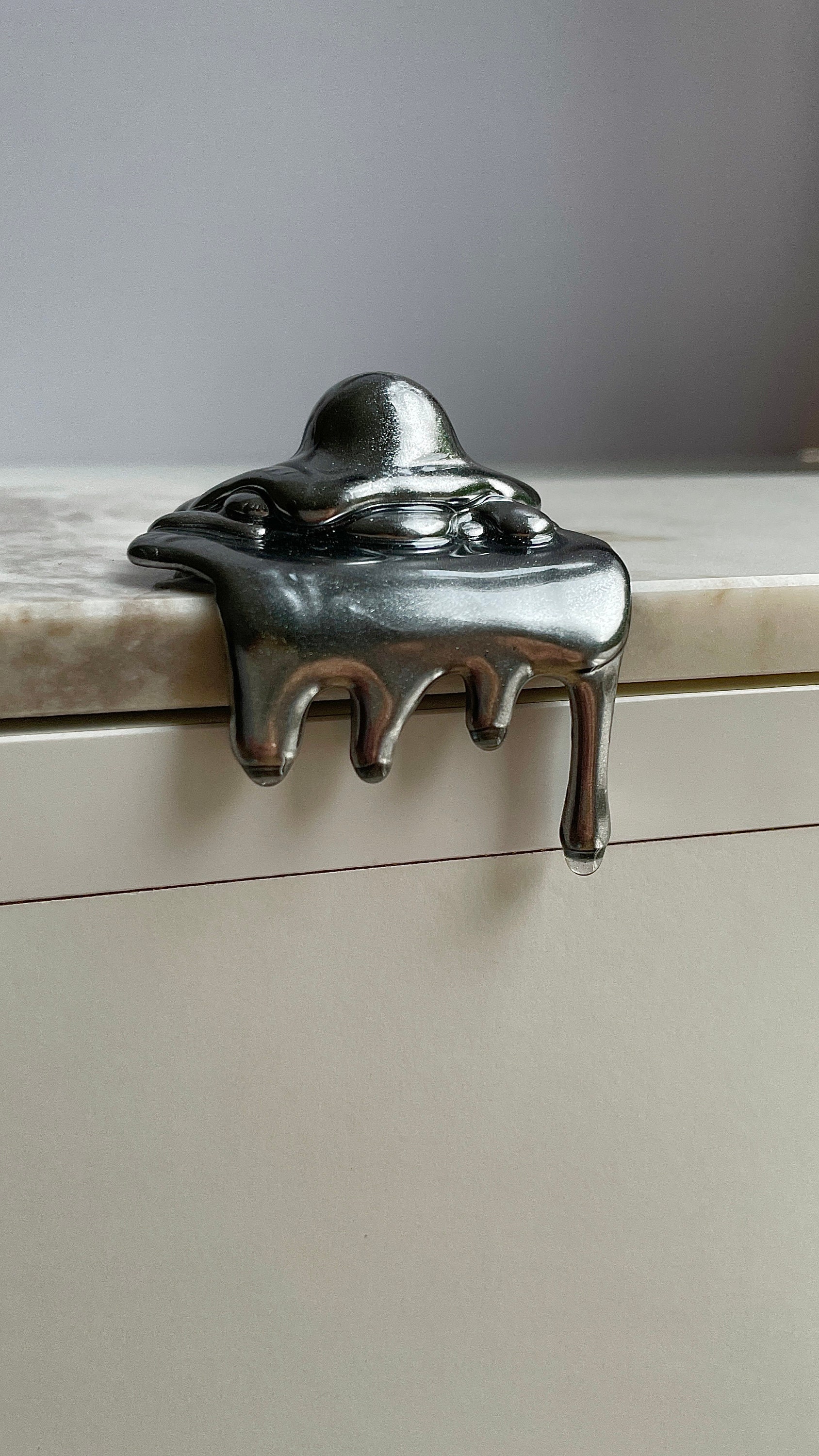 Dripping Shelf and Desk Decoration, Crazy & Futuristic Design, Medium ...