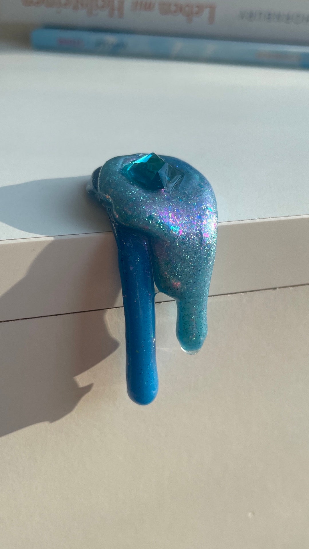 Dripping Shelf and Desk Decoration Crazy & Futuristic Design Blue ...