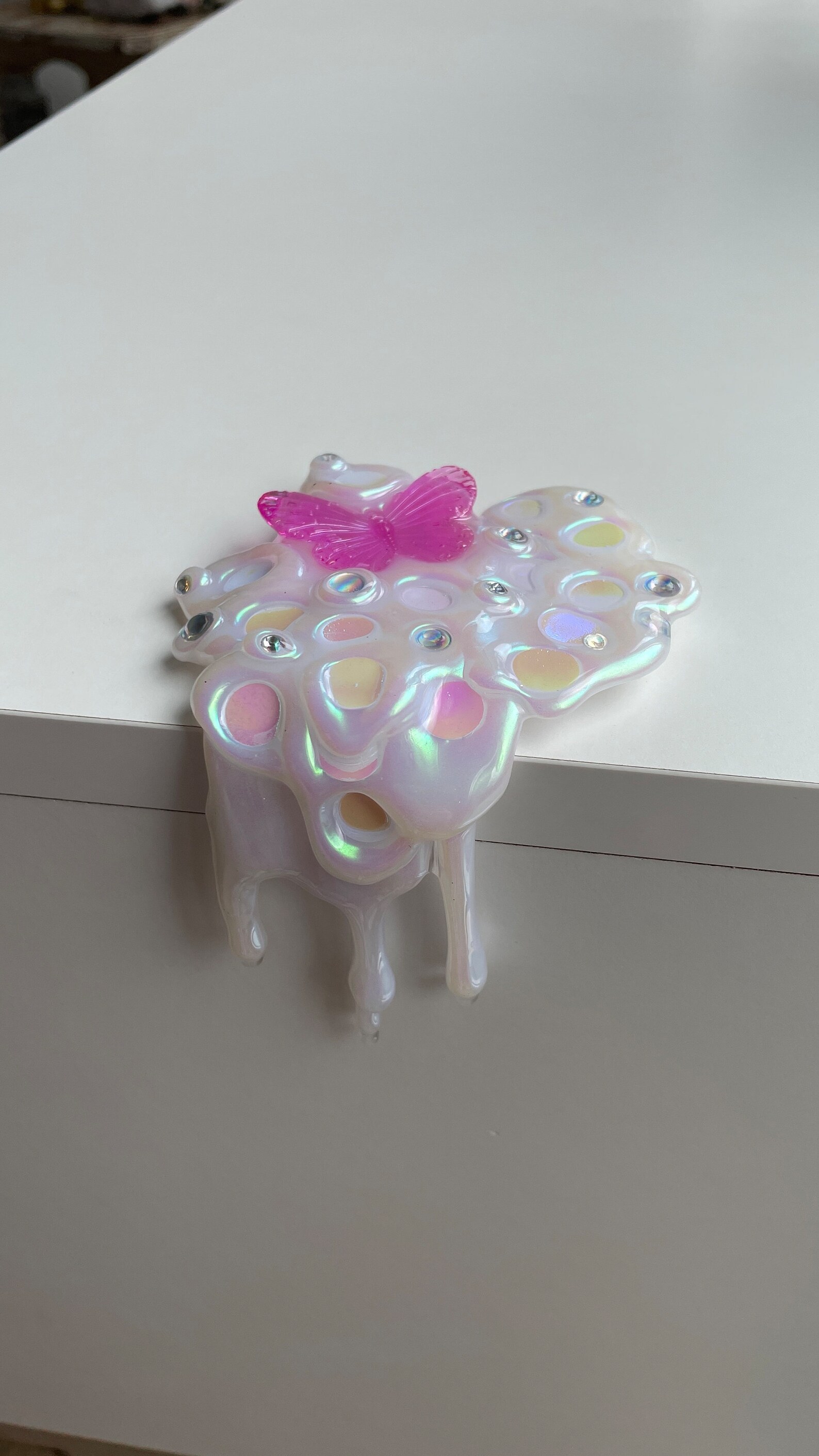 Dripping Shelf and Desk Decoration | Crazy & Futuristic Design | White ...