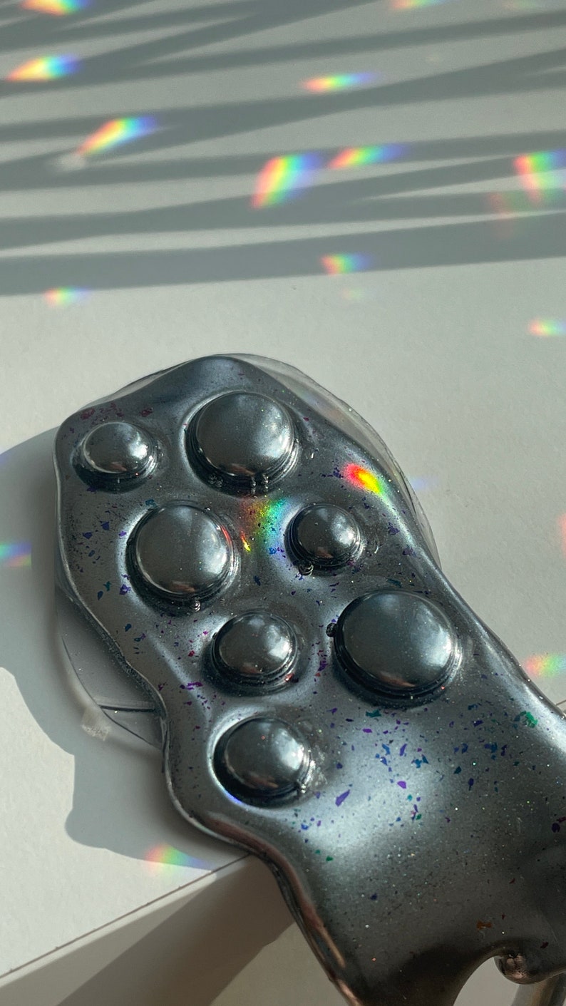 Dripping Shelf and Desk | Crazy & Futuristic Design | Chrome Dripping ...