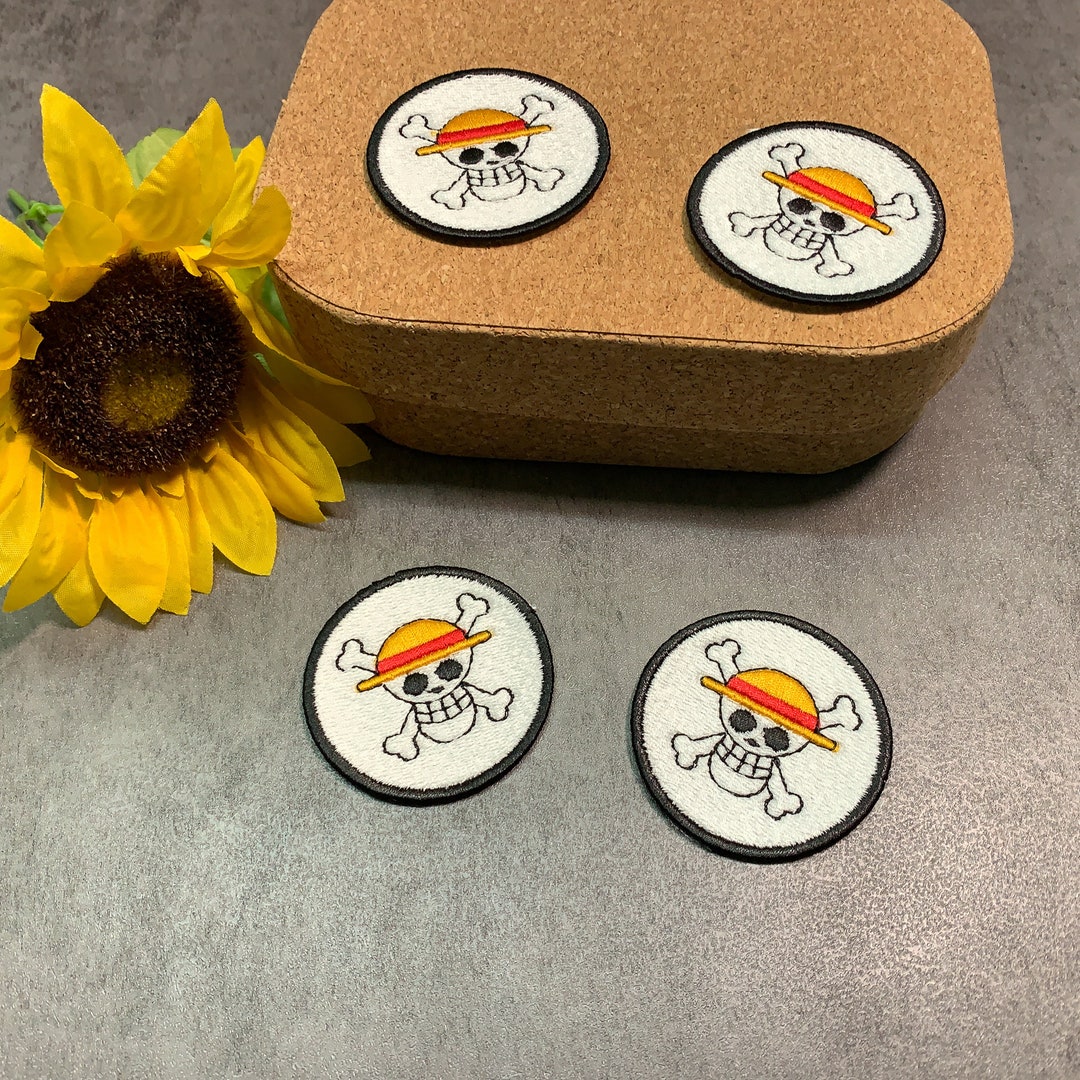 Straw Hat Jolly Roger Emblem - Anime Pirate Logo Embroidered Patch ...