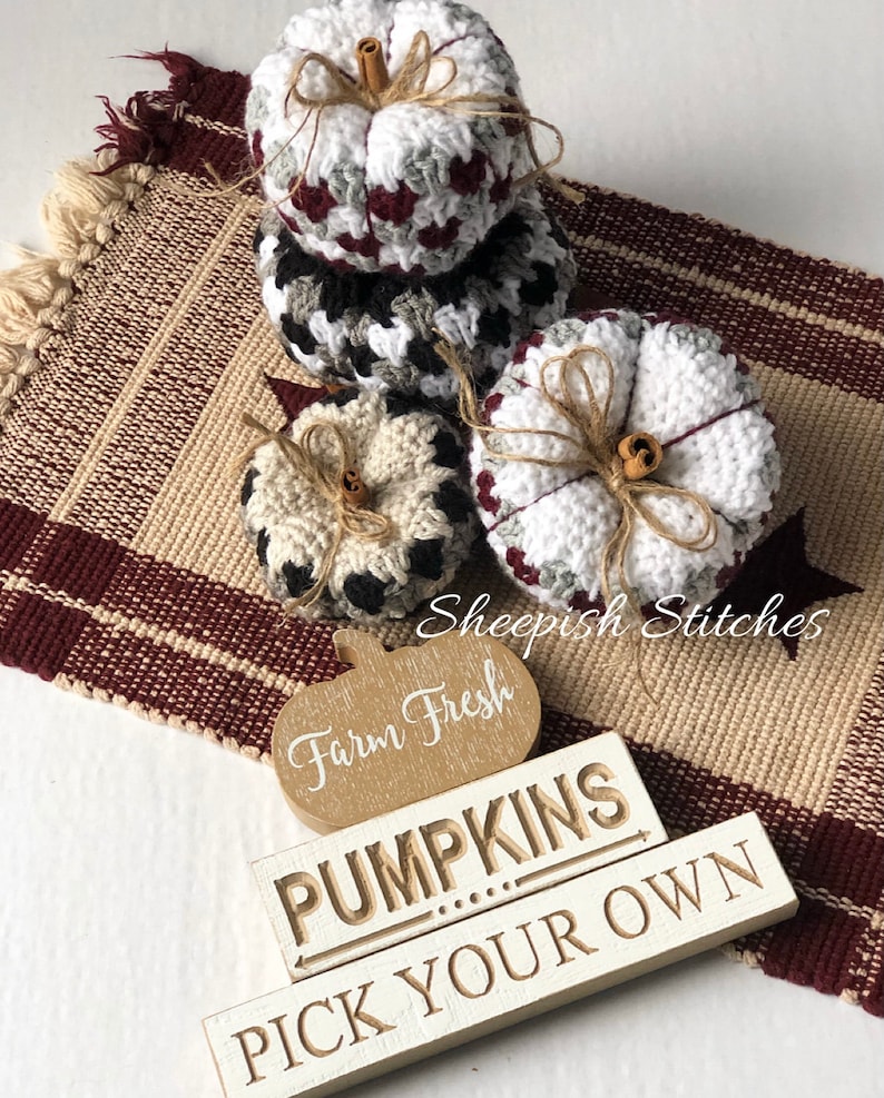 Farmhouse Plaid Pumpkins Crochet Pattern| Crochet Pumpkin Pattern ...