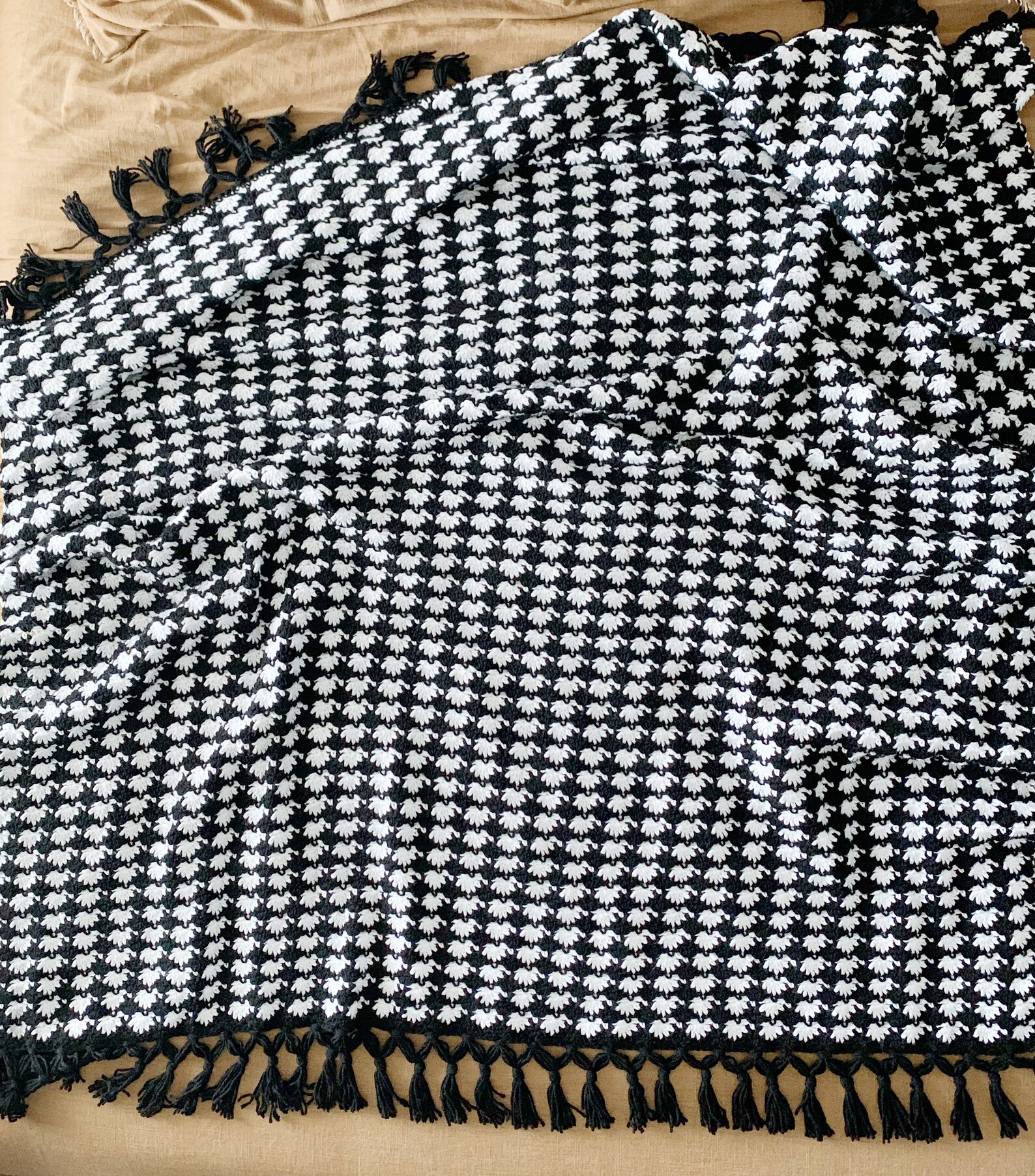 Tobyn Throw Crochet Pattern: Modern Black and White Blanket (PDF ...