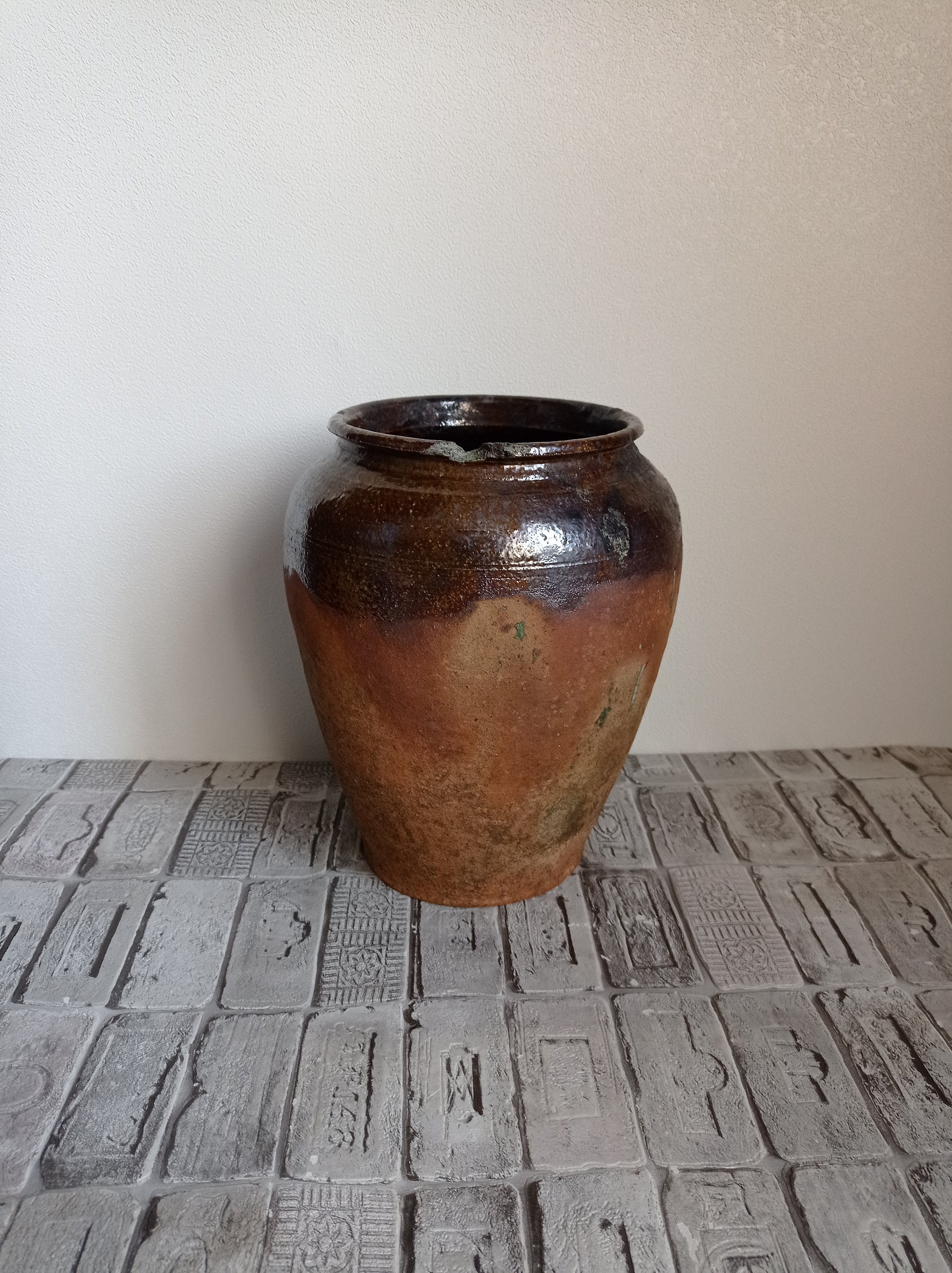Home & Hobby Old black pottery vase Wabi sabi pottery primitive vessel ...