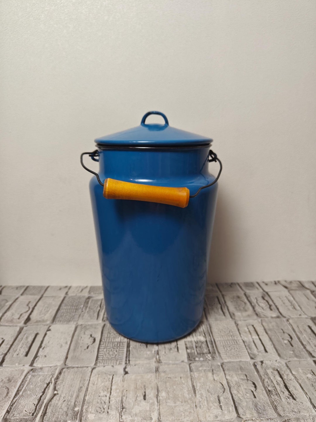 Vintage Blue Enamel Milk Can (6L): Rustic Kitchen Decor, Metal Vase - Etsy