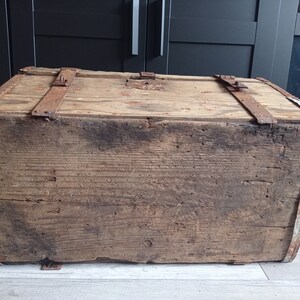 Large Rustic Storage Chest, Antique Wooden Big Stroage Chest Box ...