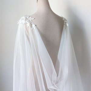 Wedding Cape Veil, Viking Wedding, Pagan Wedding Dress Cape, Natural ...