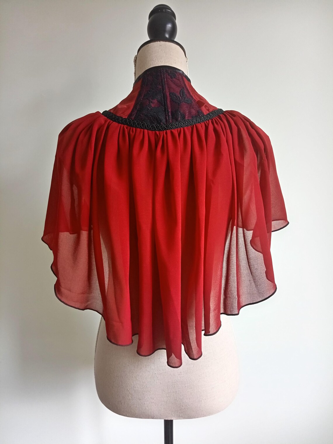 Vampire Halloween Costume Red Sheer Chiffon Cape Gothic Cloak High Neck ...