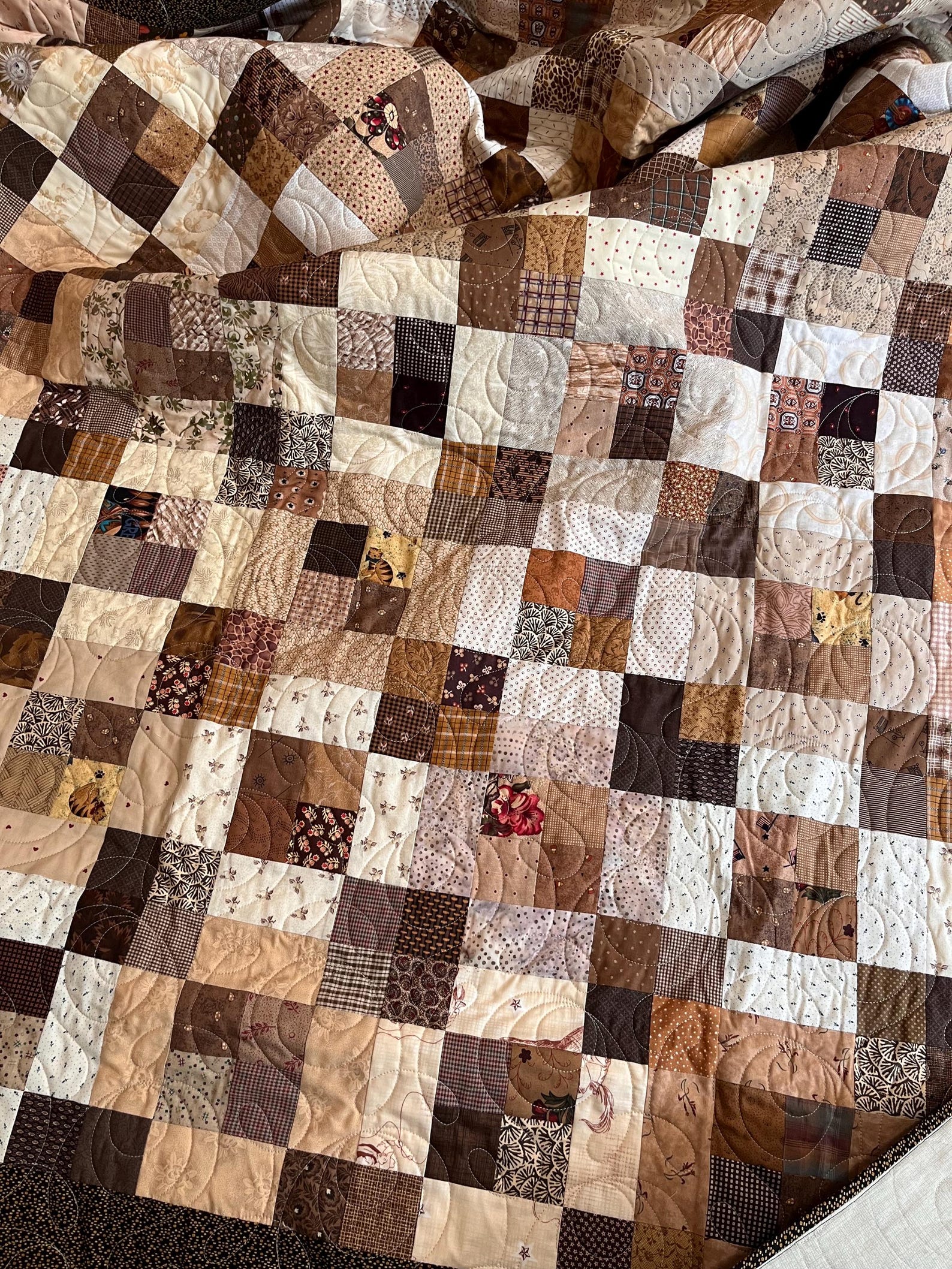 Patchwork Brown and Cream Quilt in Puss-in-the-corner Pattern - Etsy