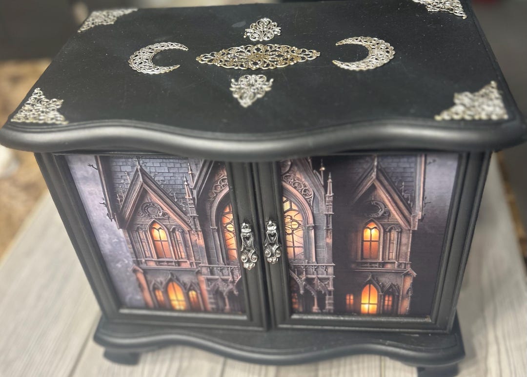 Vintage Gothic Jewelry Box Creepy Dolls Haunted Dollhouse Themed ...