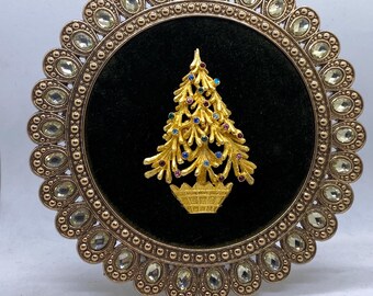 Miniature Framed Jewelry Art Jeweled Christmas Tree in Gold Tone Frame ...