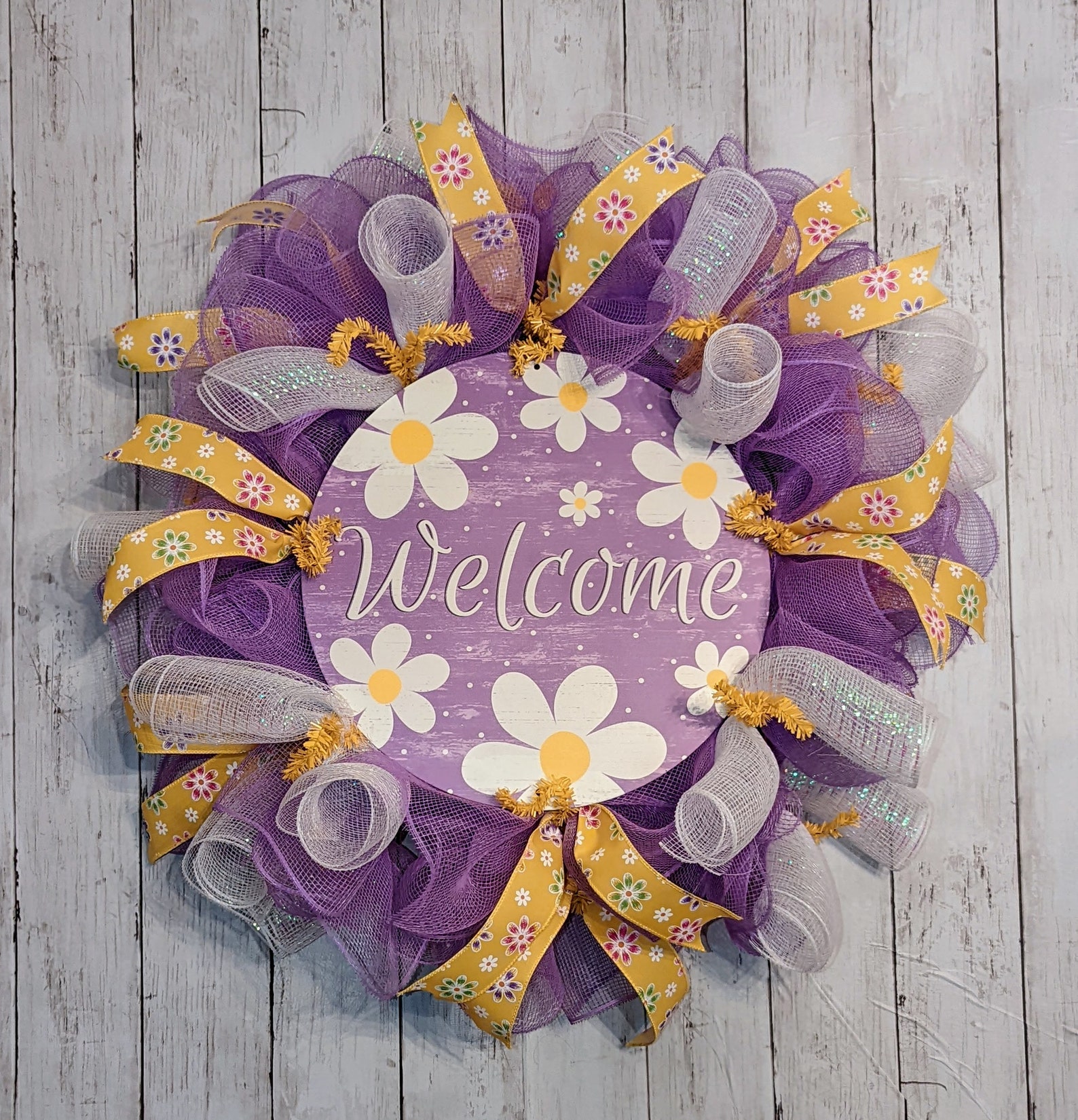 Purple Welcome Daisy Sign on Purple and White Mesh Wreath, Front Porch ...