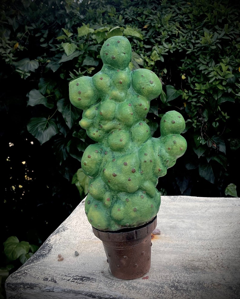 Mimbulus Mimbletonia / Harry Potter Cactus Prop / Hogwarts Legacy - Etsy