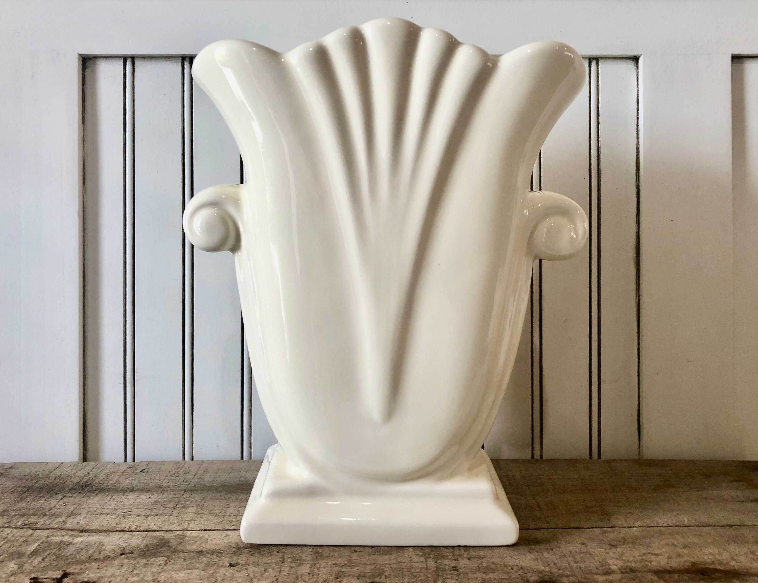 Vintage Haeger Pottery Vase 9.5 Ivory Ceramic Urn Vase Art Deco Revival ...