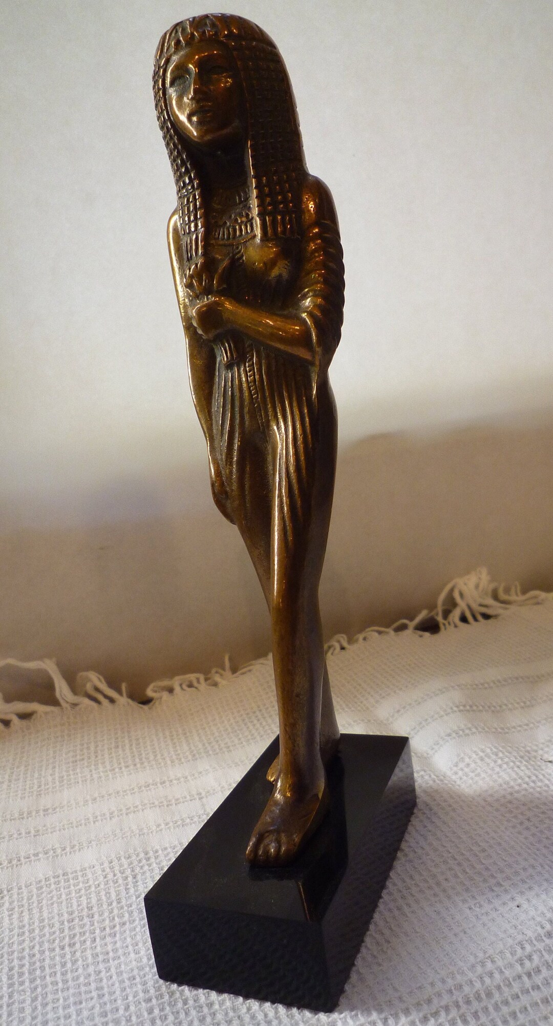 Bronze Woman Lady Touy Reign of Amenhotep III Bronze Woman Lady Tuy ...