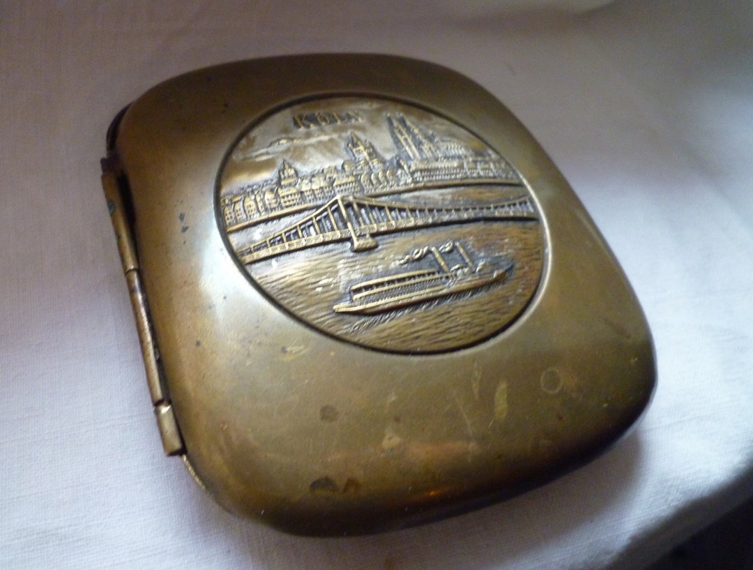 Old Cigarette Box, Early 20th Century, Decorated With the City of ...