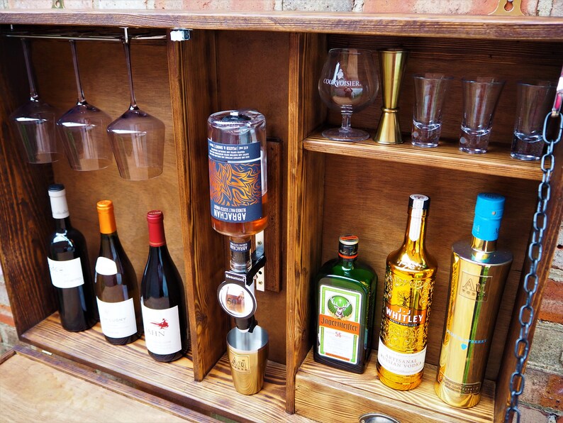 Home Bar - British Flag - Union Jack - United Kingdom Flag Hanging Bar ...