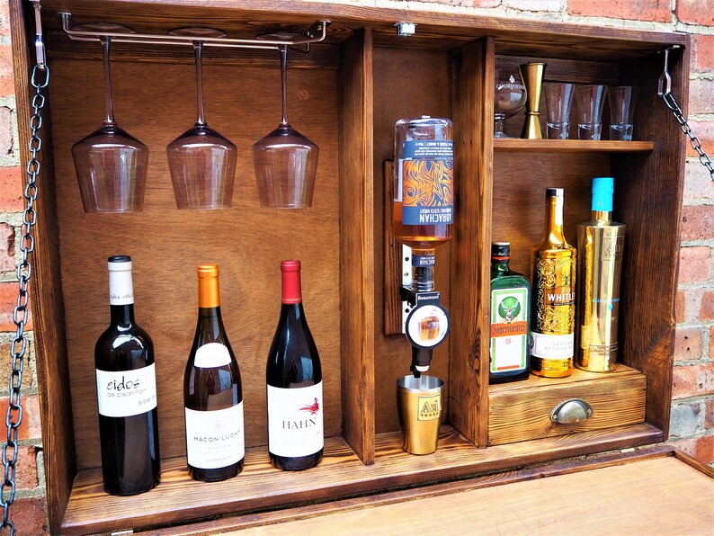 Home Bar - British Flag - Union Jack - United Kingdom Flag Hanging Bar ...
