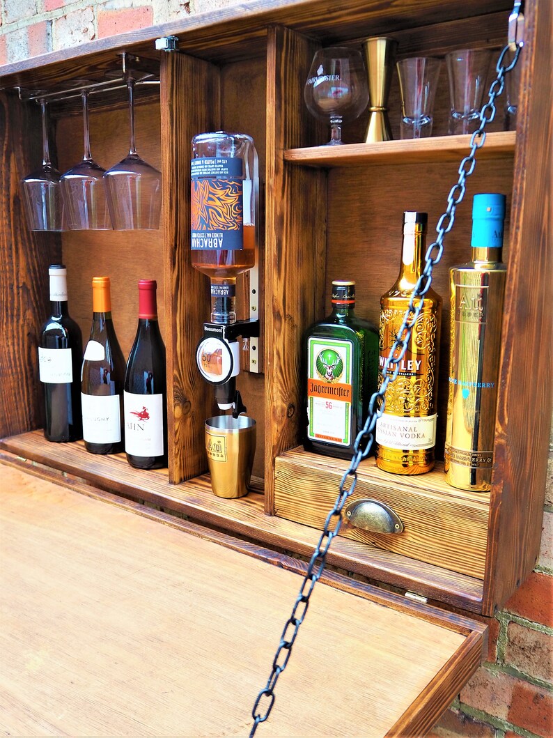 Home Bar - British Flag - Union Jack - United Kingdom Flag Hanging Bar ...