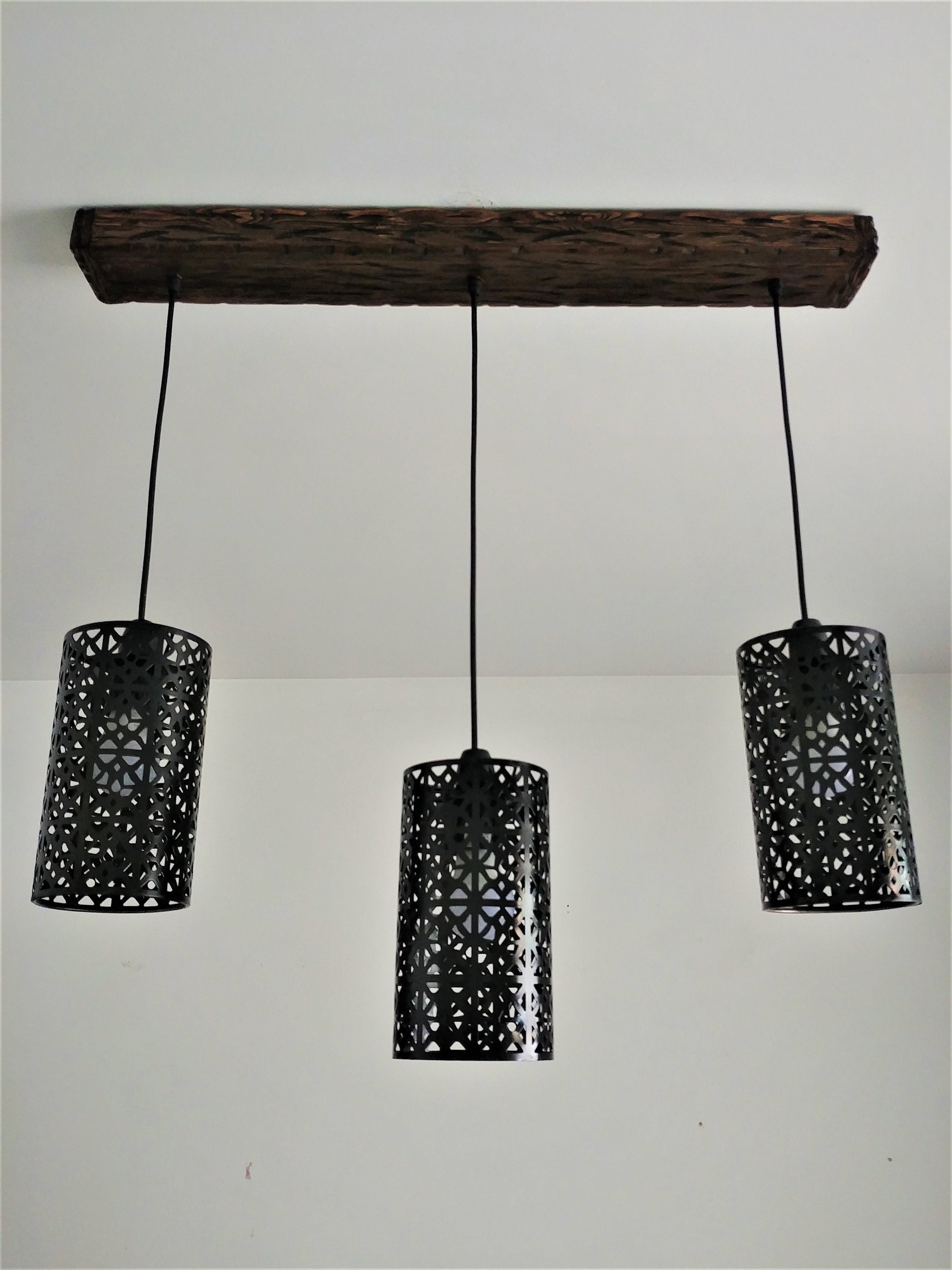 Farmhouse wood pendant light fixture / 3 pendant lights rustic | Etsy