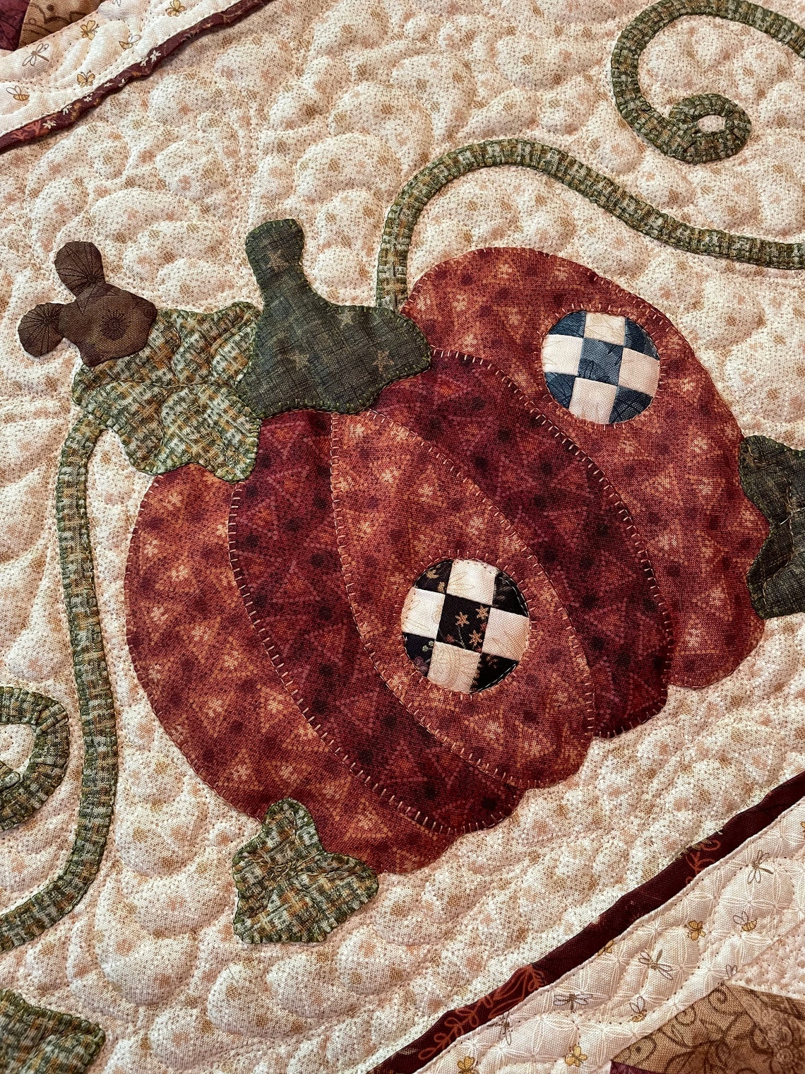 Peek-a-boo Pumpkins Table Topper - Etsy