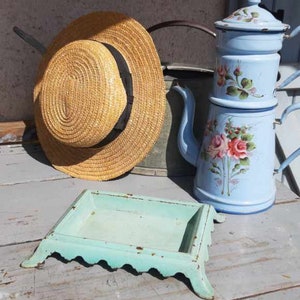 Antique French Bistro Spittoon in Cast Iron Enamel 19th Century ...