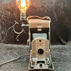 Vintage 1948 Large Polaroid Folding Camera Lamp With Edison Bulb - Etsy