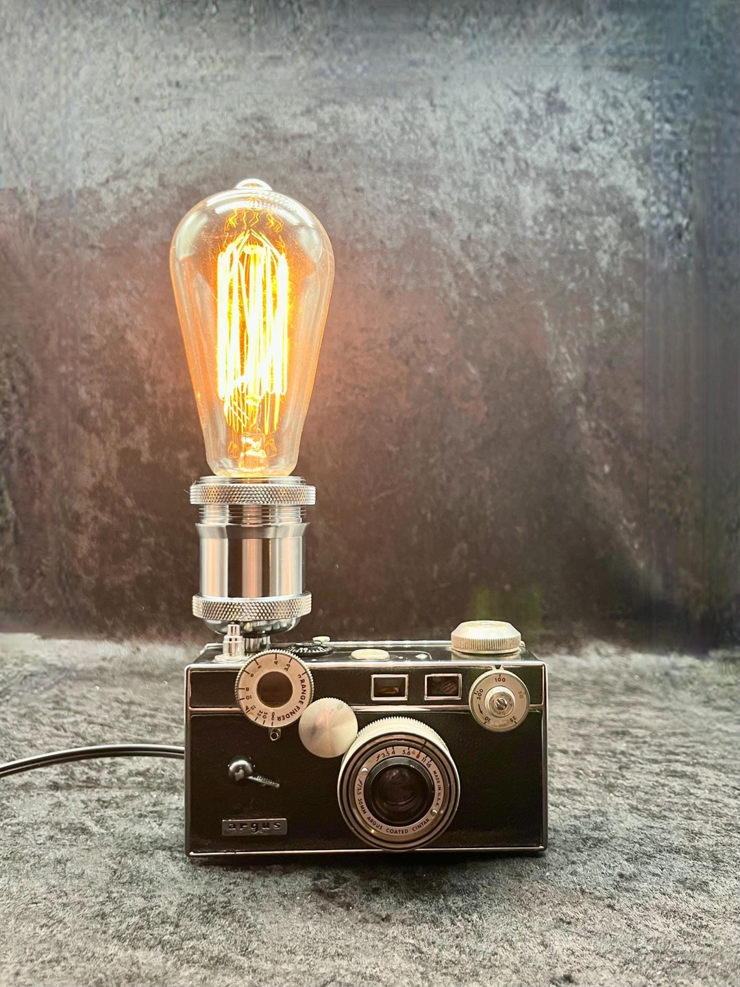 Vintage 1939 Argus "brick" Camera Lamp With Edison Bulb - Etsy