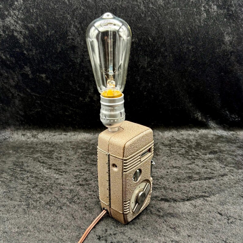 Vintage 1952 Revere 8mm Movie Camera Lamp With Classic Edison Bulb - Etsy