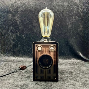 Vintage 1933 Box Camera Lamp With Classic Edison Bulb - Etsy