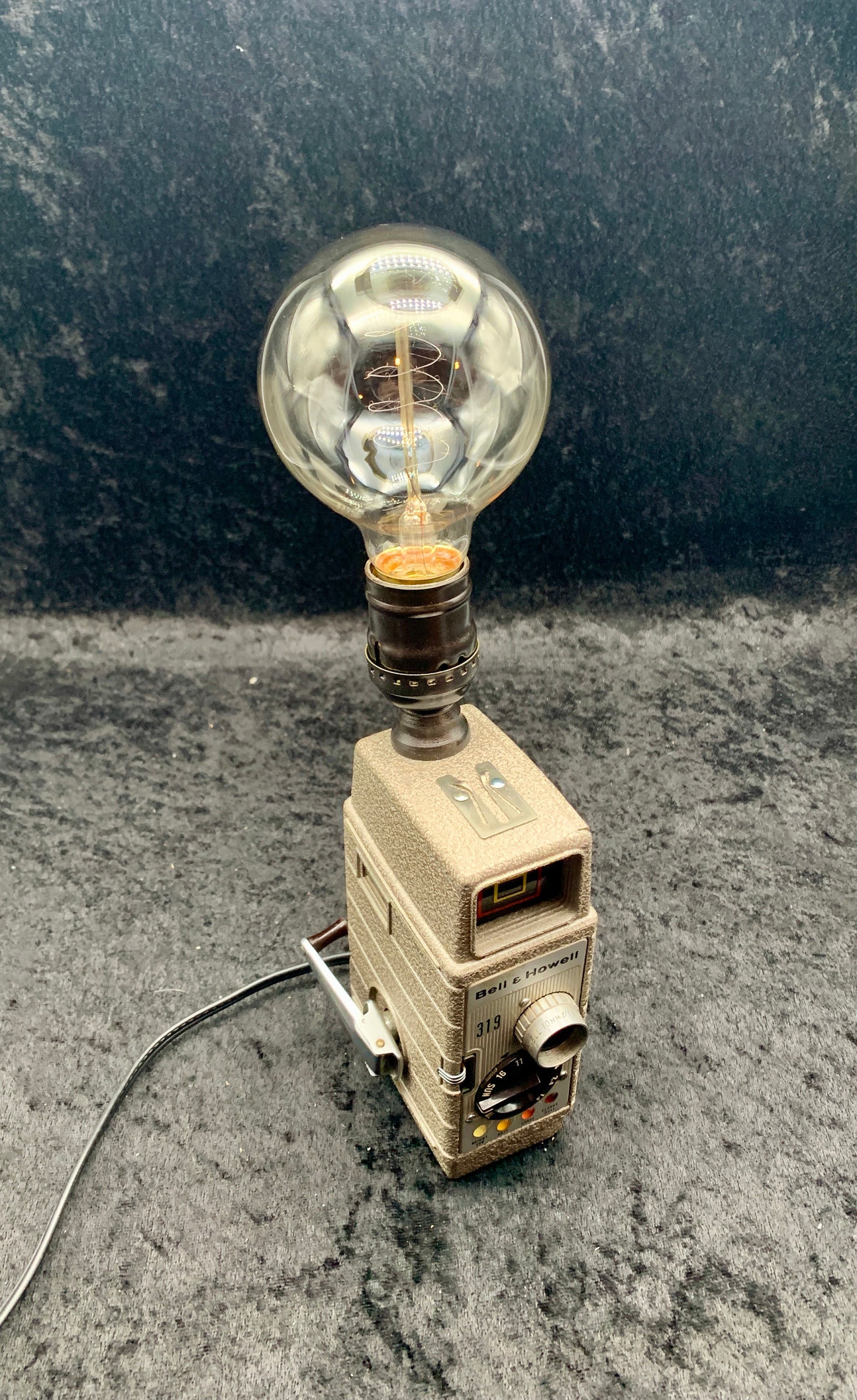 Vintage 1953 Bell & Howell 8mm Movie Camera Lamp With Round Edison Bulb ...