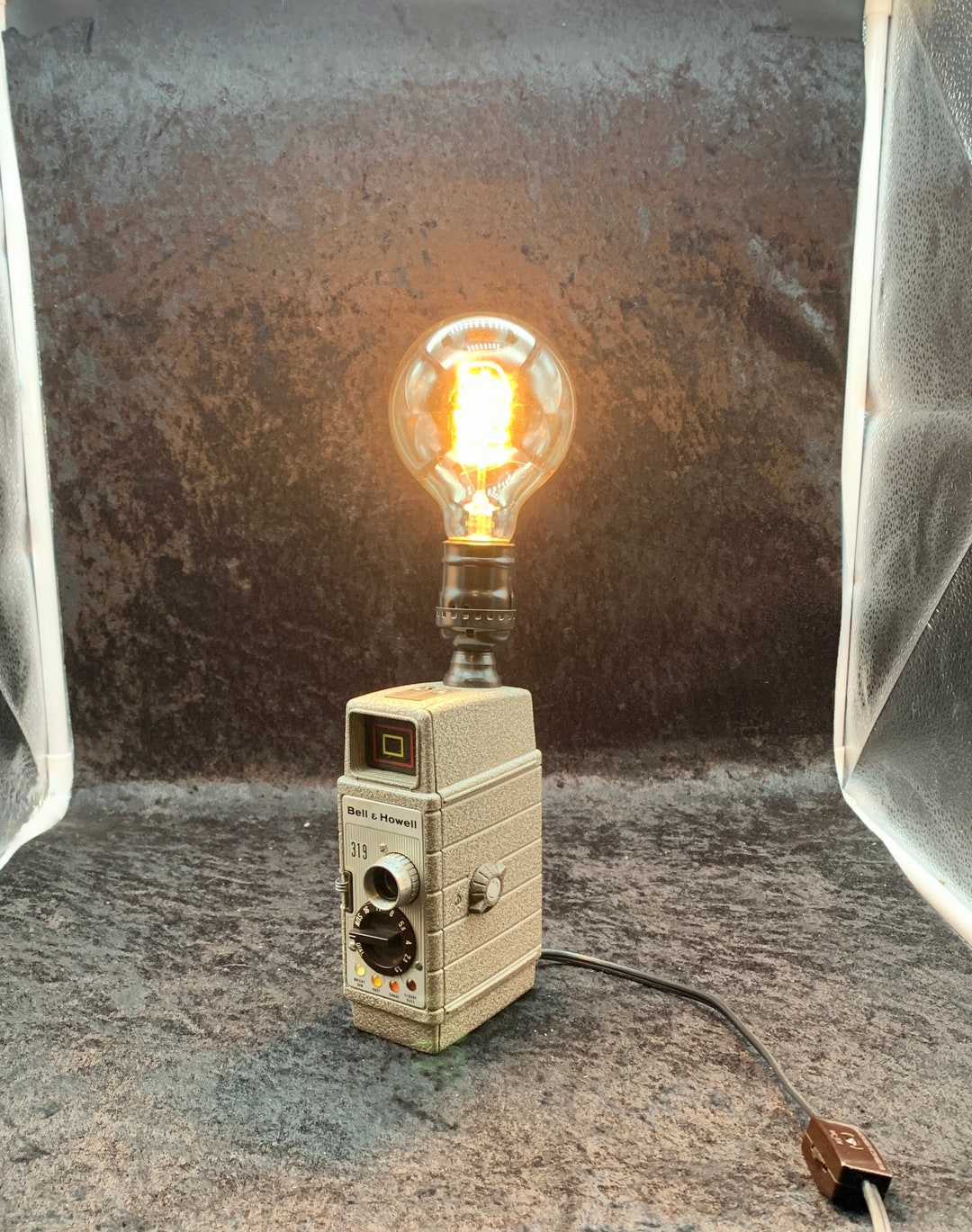 Vintage 1953 Bell & Howell 8mm Movie Camera Lamp With Round Edison Bulb ...