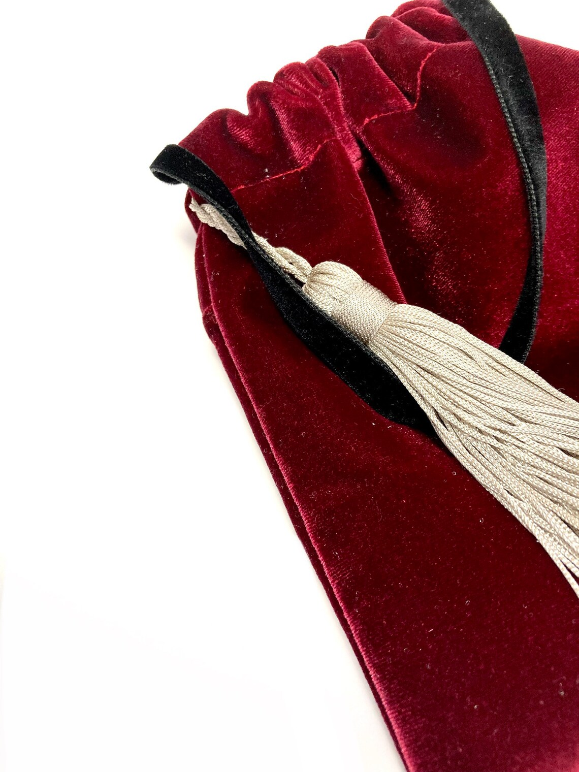 Red velvet little handbag with tassel tiny bag unique purse - Etsy España