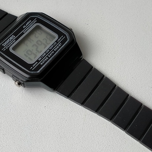 SHHORS SH-0316B Alarm Chronograph. Water Resistant. Original Vintage ...