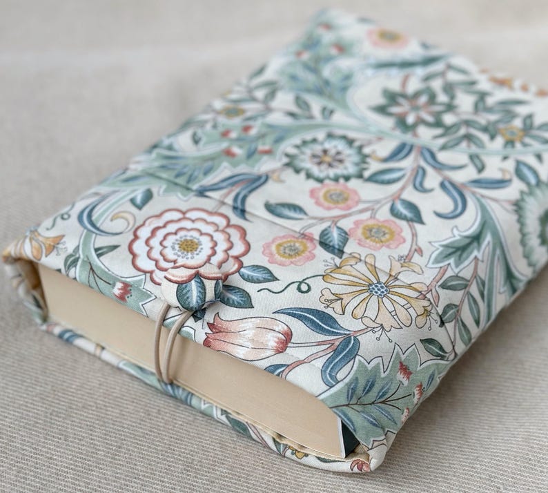 Book Sleeve With Closure and Front Pocket, Padded Book Pouch, Fabric ...