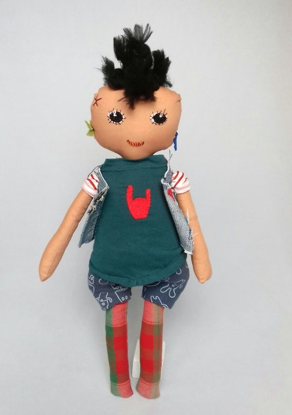 Muñeca de trapo hecha a mano punk handmaderag doll punk. | Etsy