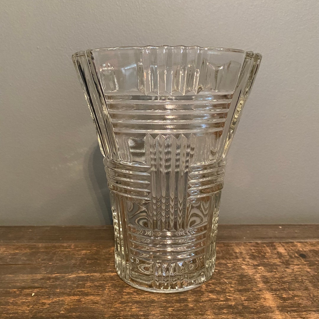 Clear Pressed Glass Vintage Vase Criss Cross Pattern Excellent ...
